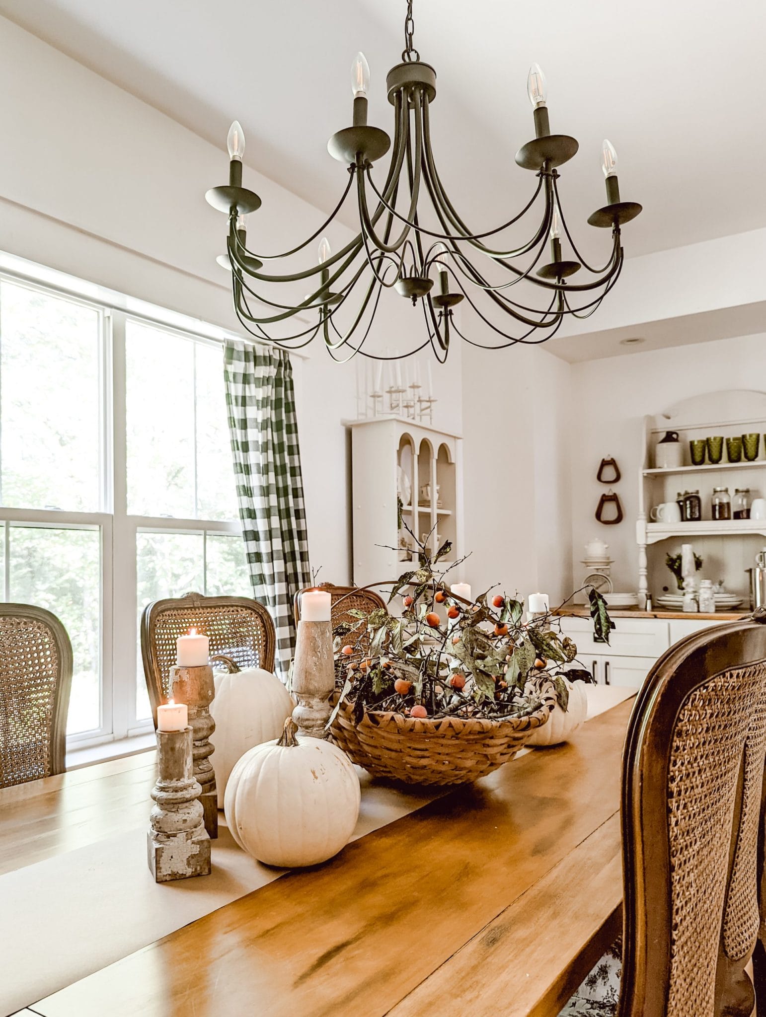 How to Style an Antique Harvest Basket for Fall - White and Woodgrain